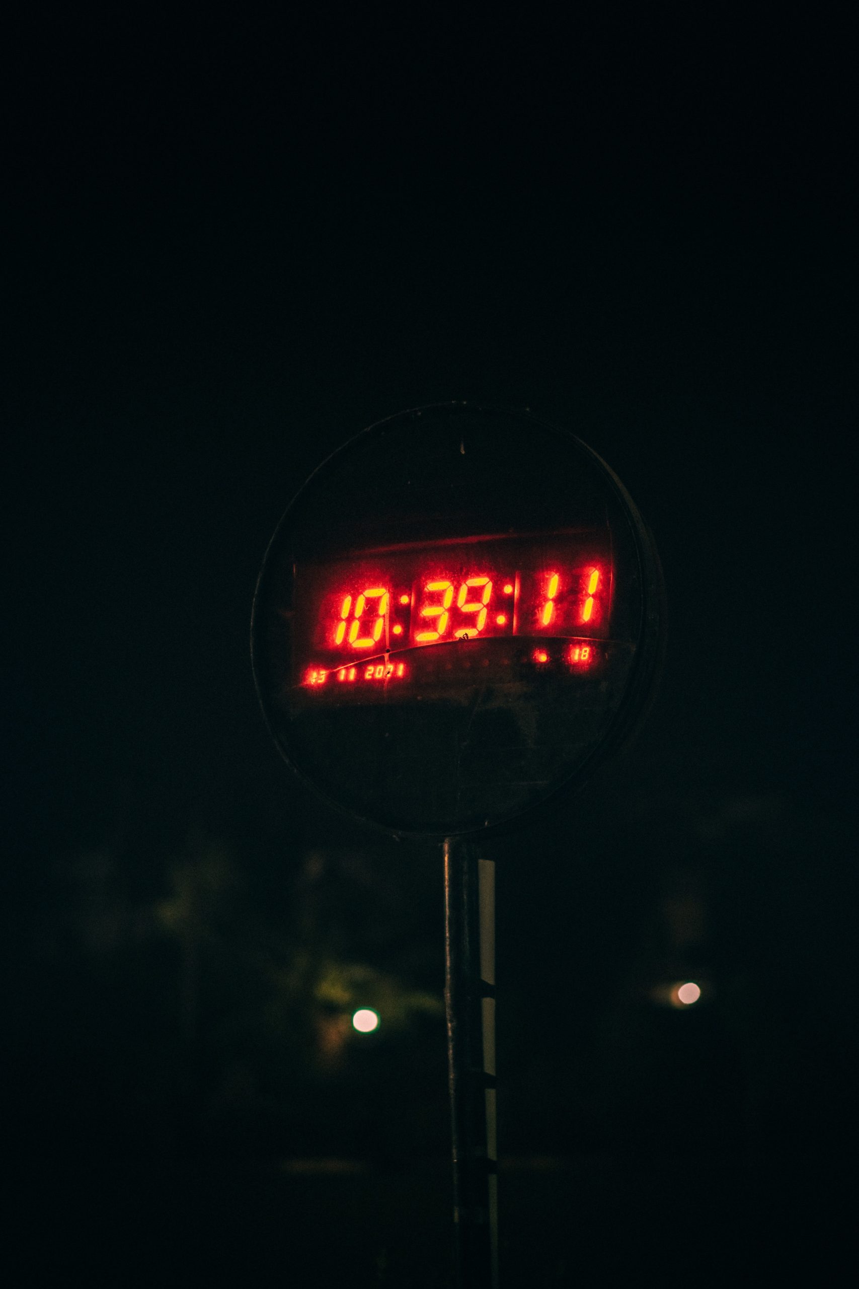 Why You Should Go for a Chrono Decoder Escape Room! - MysterU